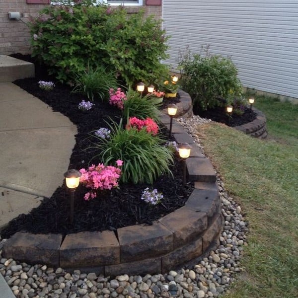 18 Impressive Garden Decor Ideas To Beautify Your Yard
