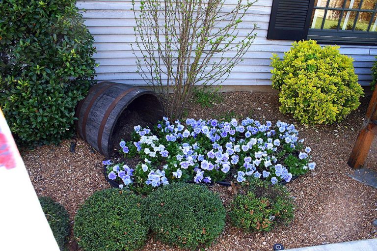 How To Make Your Garden With A Spilling Flower Display