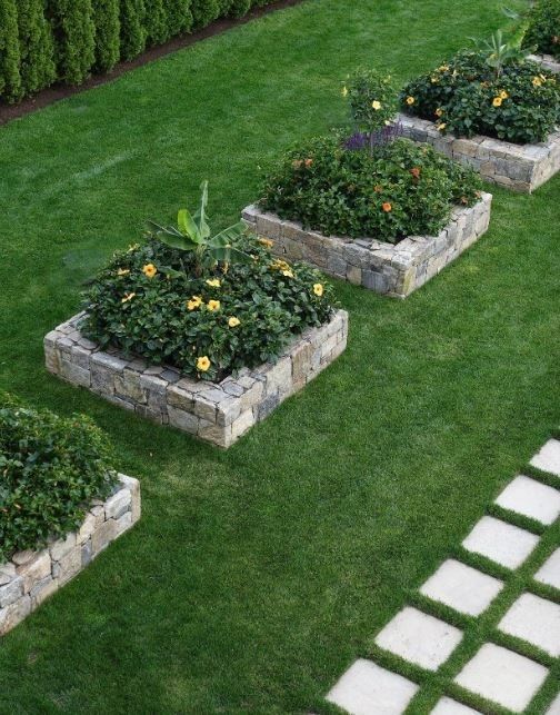 Stunning Stone Flower Beds You Can Easily Make