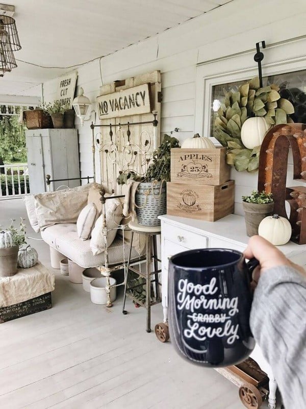 20 Amazing Farmhouse Rustic Porch Decor Ideas
