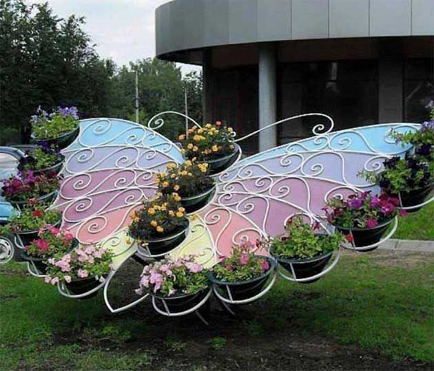 13 Creative Butterfly Garden Decoration Ideas That Will Add Charm and ...