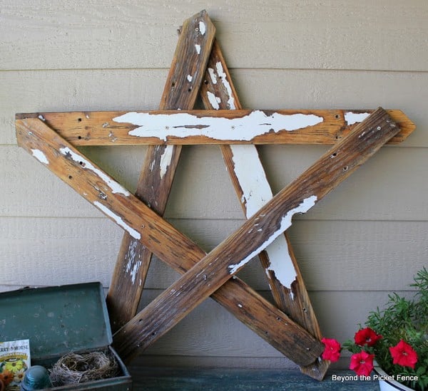 17 Brilliant DIY Ideas to Repurpose Old Fence Posts